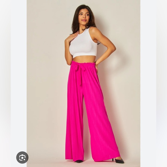 Love Poem | Pants & Jumpsuits | Love Poem Pleated Stretch Pink Wideleg ...
